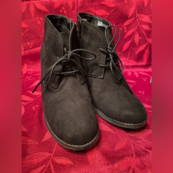 Universal Thread | Shoes | Universal Thread Boots Womens 9 Ankle ...